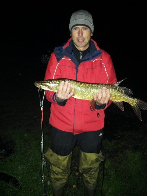 Northern Pike, 4lb 3oz, 2ft 3(1/2)in , cought at 09/26/2014 ...